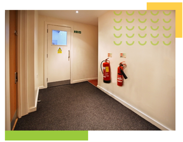 Keep communal areas clear | Clanmil